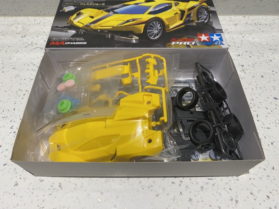 Tamiya 18637 1/32 Mini 4WD Pro Car Kit MA Chassis Jr Festa Jaune Junior ...