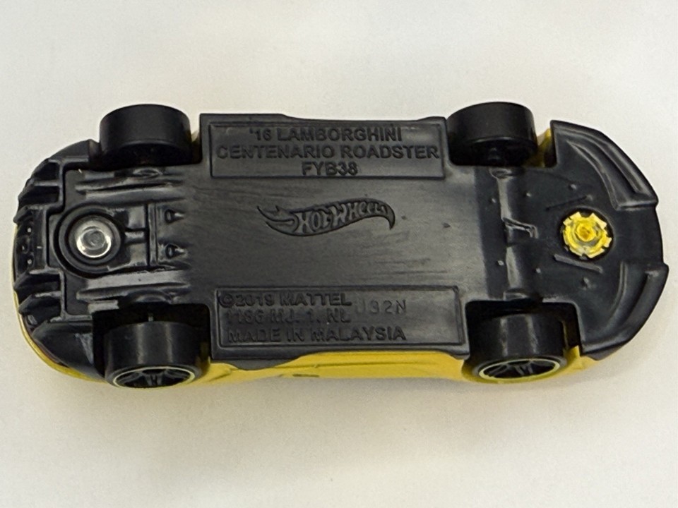 Hot Wheels - Lamborghini Centenario Yellow - LOOSE - Diecast - 1:64 Lot ...
