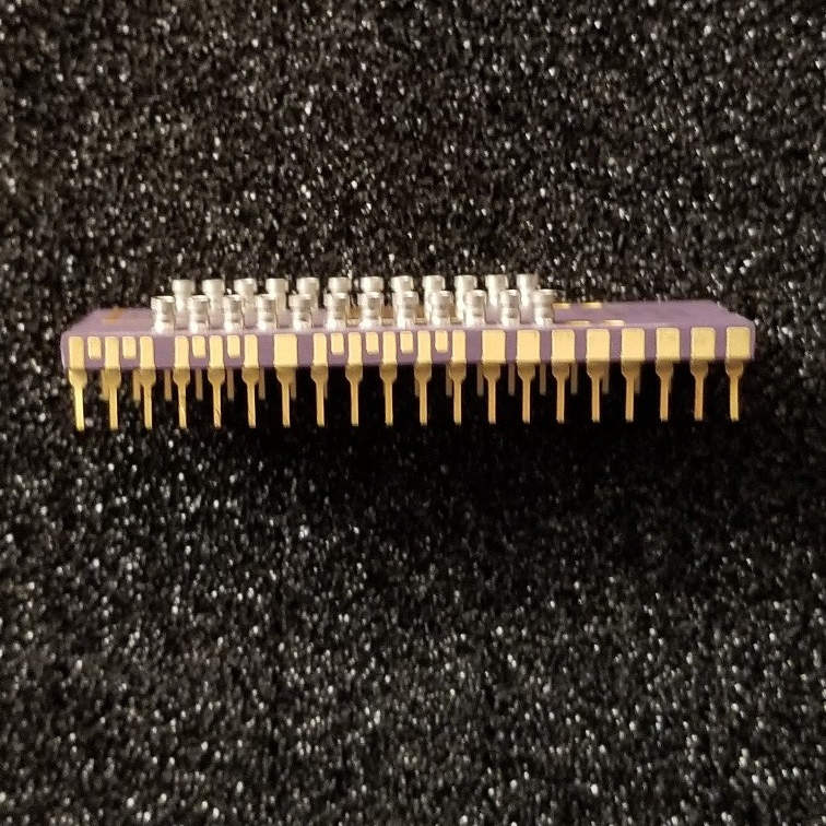 Mostek MK38P70/02H DEV CPU Microcontroller, Piggyback 2716 EPROM gold ...