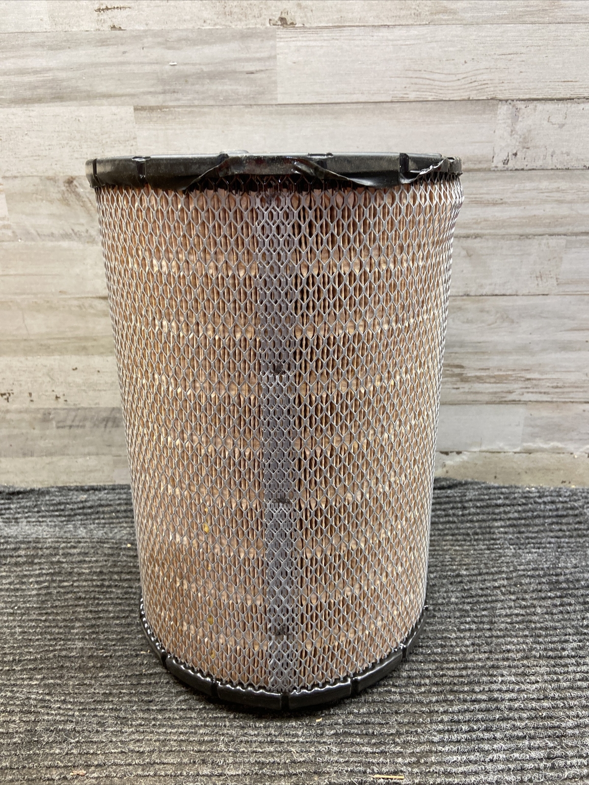 FLEETGUARD AF25618 - Air filter cross reference