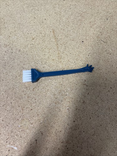 Mini Desktop Broom Cleaning Brush Sweep Tool Desk Computer Keyboard Car ...