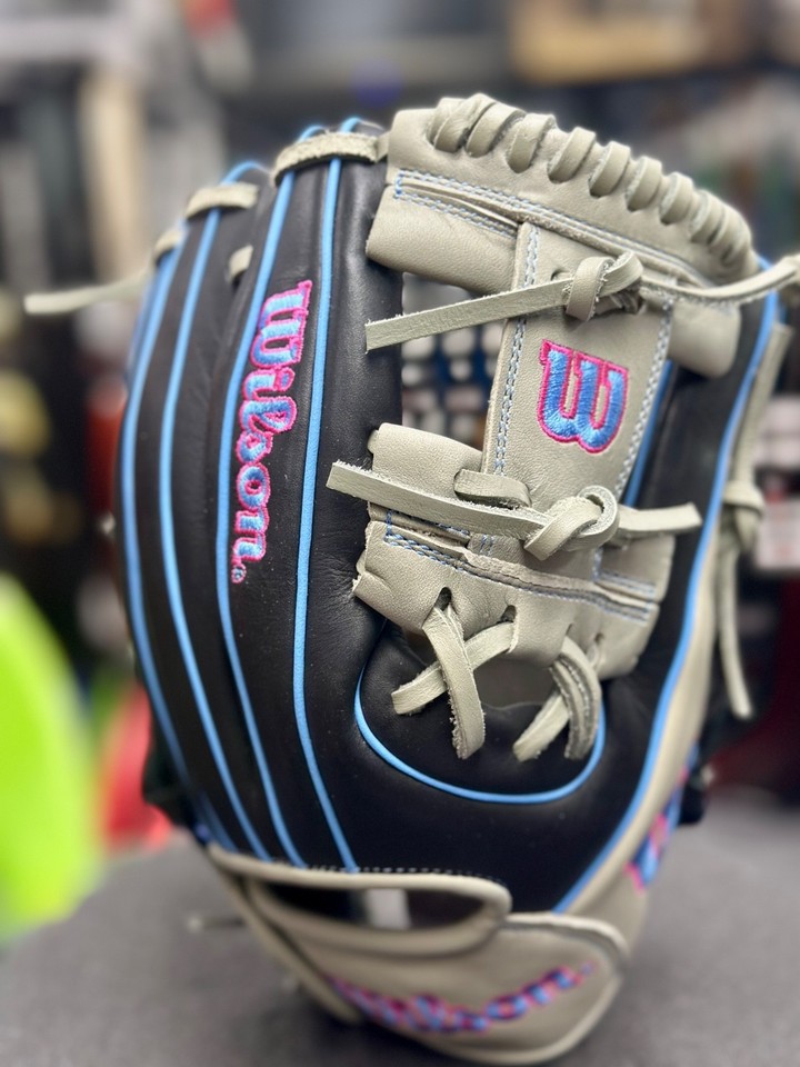 Wilson A1000 11.5" DP15 Infield Baseball Glove Pedroia Fit RHT *NEW* | eBay