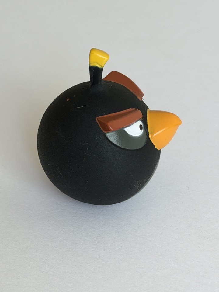 Angry Birds Mega Fling Game Bomb - Black Bird Figure Replacement Piece ...