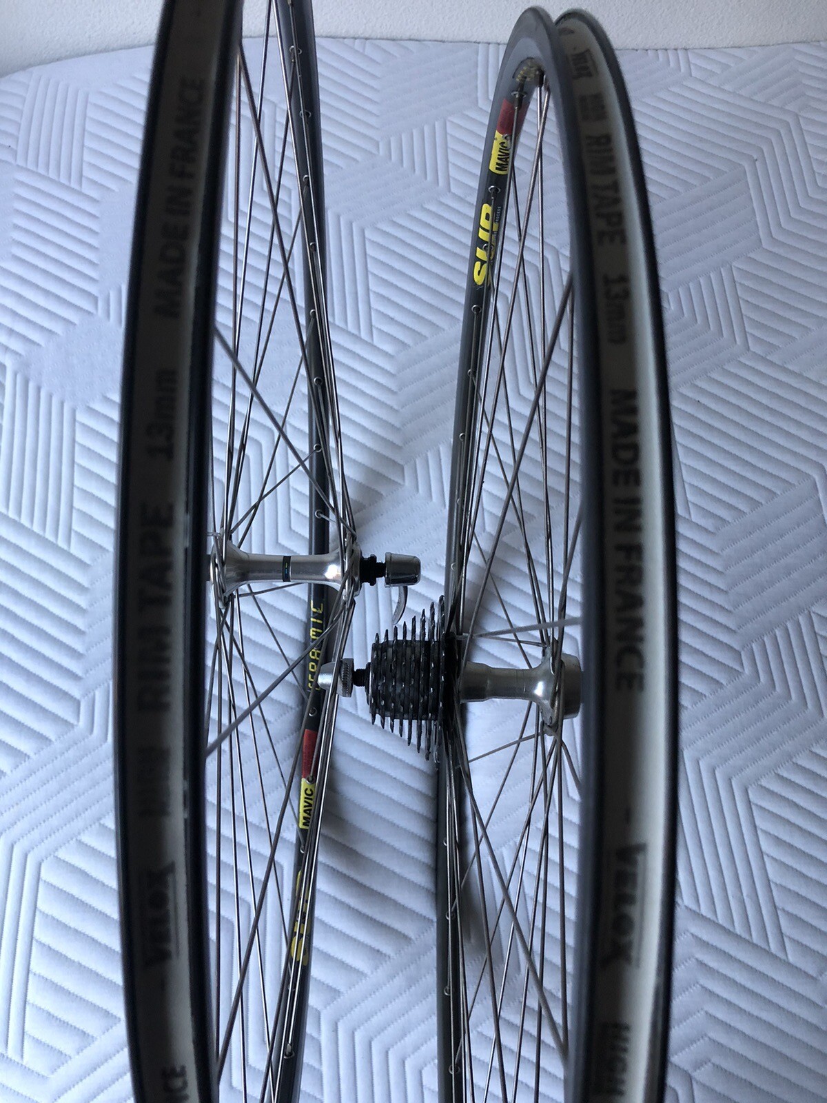 Shimano Tricolor 600 Mavic SUP Ceramic Wheel Set GREAT CONDITION | eBay
