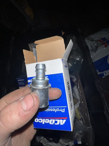 AC Delco Positive Crank Ventilation PCV Valve Part # 19303069 ...