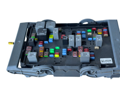 2010 - 2014 GMC Tahoe Yukon Fuse Box Relay Control Module P: 22798215 ...