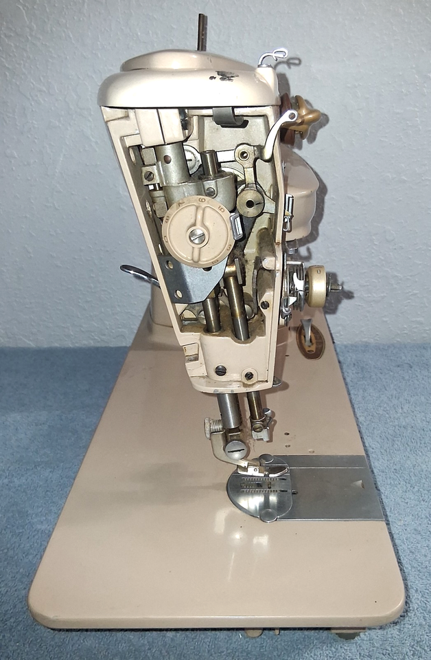 Vintage Singer 500A Slant-O-Matic Sewing Machine w/ Foot Pedal – Made ...