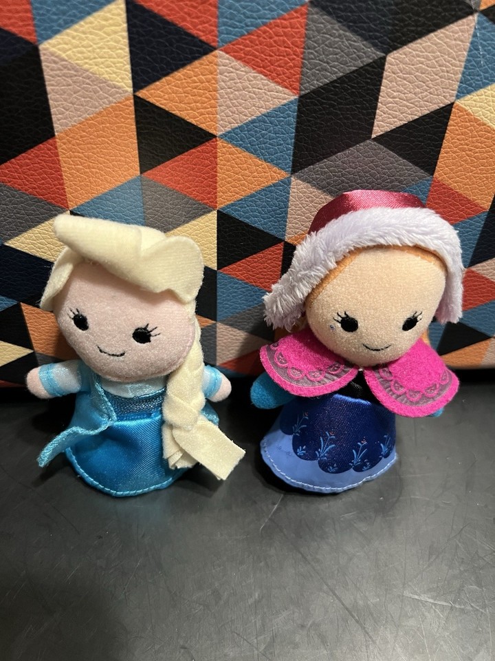 Disney Frozen Elsa & Anna Finger Puppets Plush Soft Dolls 4" Soft Toys ...