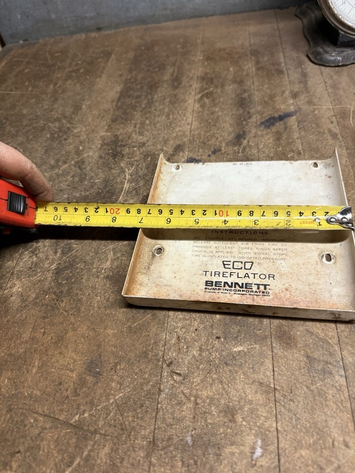 90-M-302 Eco Tireflator Air Meter Pump Inflator Porcelain Dial Face ...