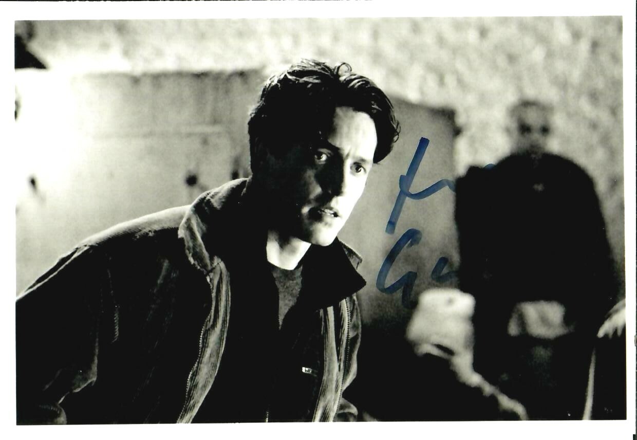 RARE! “Notting Hill" Hugh Grant Hand Signed 4X6 B&W Movie Photo | eBay
