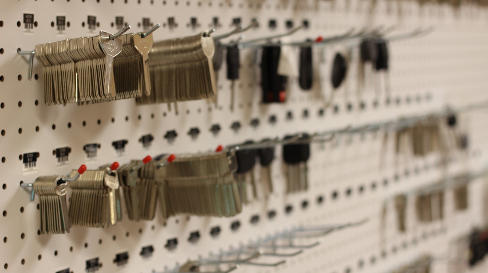 K001-K100 key. 2 New Keys for Weather Guard locks Cut To code local ...