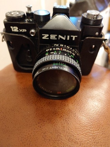Vintage ZENIT 12 XP 35mm Film SLR Camera with Lens and case - Untested ...
