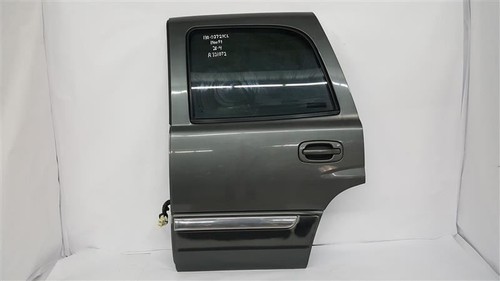 Storm Gray 391E Rear Left Door OEM 00 01 02 03 04 05 06 GMC Yukon SLE ...
