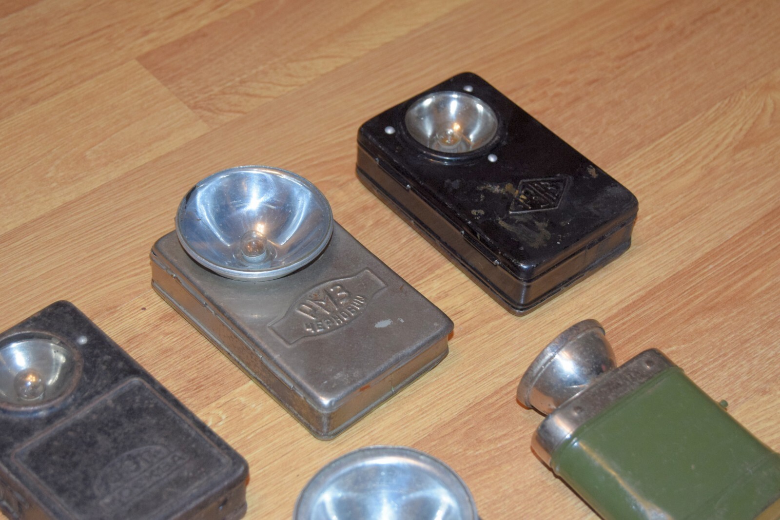 LOT OF 11 VINTAGE POCKET FLASHLIGHT SIGNAL TORCH LIGHT LAMP LANTERN ...