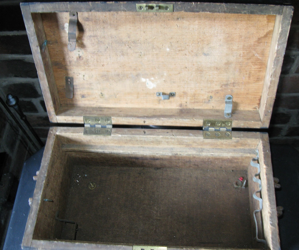 Vintage Wooden Large Tool Box Chest Trunk Carpenters Tool Box With ...