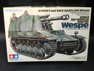 German Self-Propelld Howitzer Wespe Model Kit 1:35 Scale Tank Tamiya ...