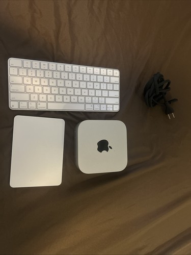 Apple Mac Mini M4 Chip 16GB RAM 256GB With Magic Keyboard + Magic ...