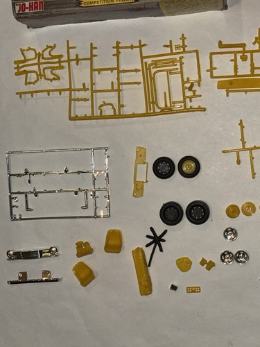 Fast Eddie Schartman’s Boss 429 Pro Stock Comet Jo-Han Model Kit Parts ...