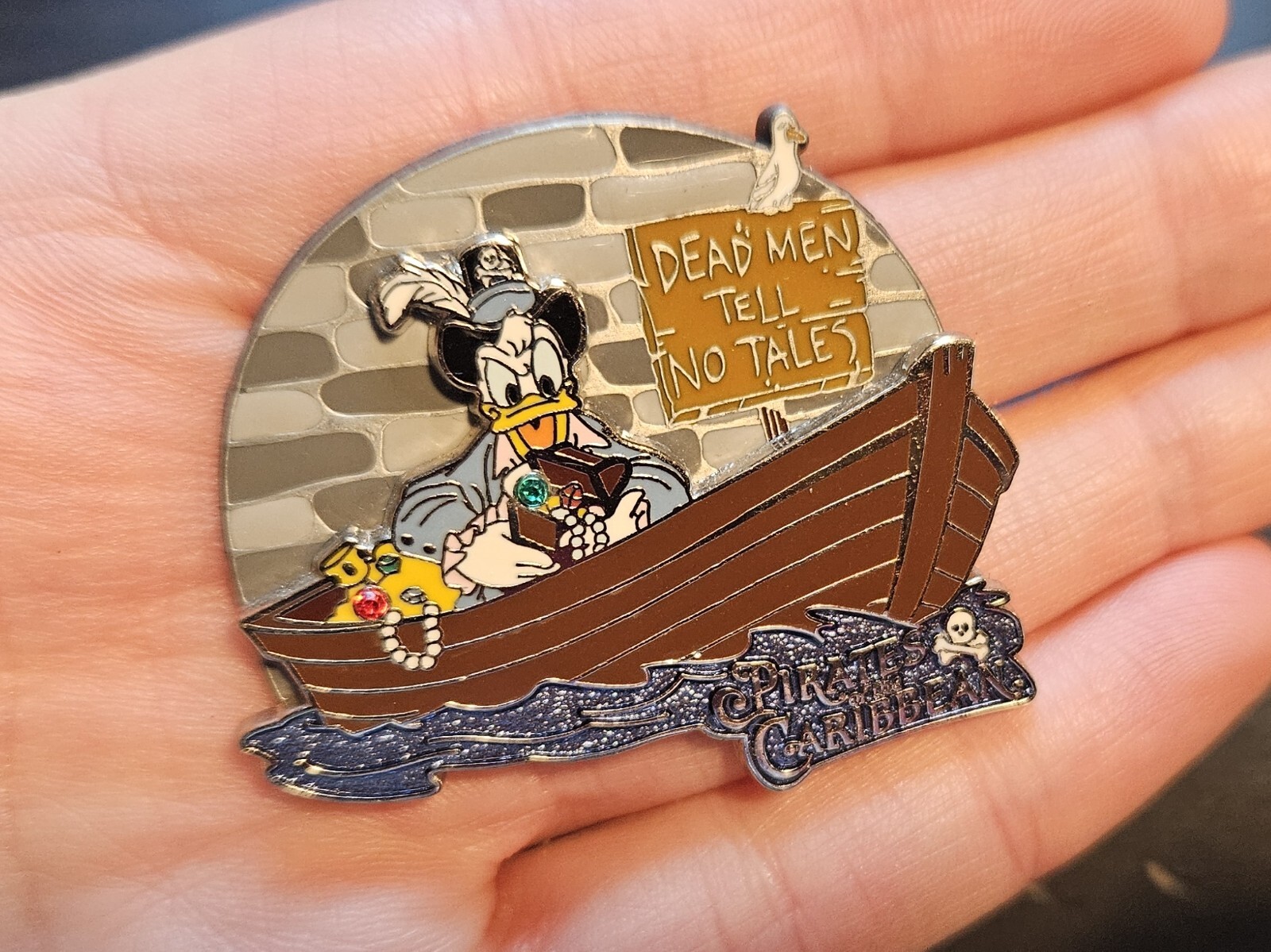 2006 Disney Pin Gasp, Grasp, & Go Donald Duck Pirates of the Caribbean ...