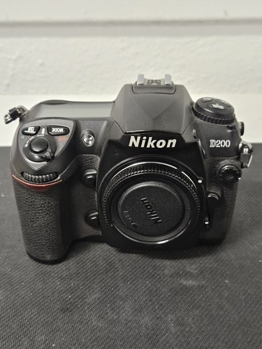 NIKON D200 OUTFIT Digital Camera SLR Black Body | eBay