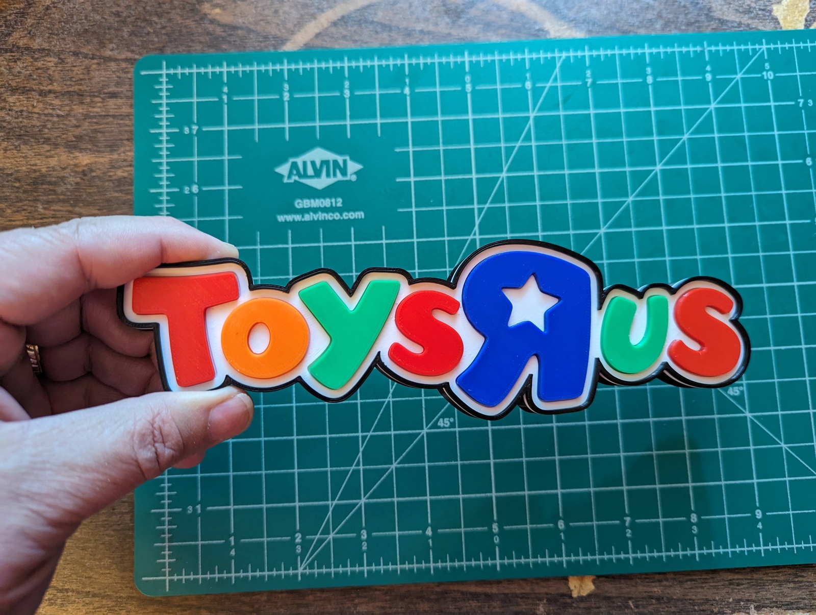 Toys R Us logo sign 3D printed display shelf wall art | eBay