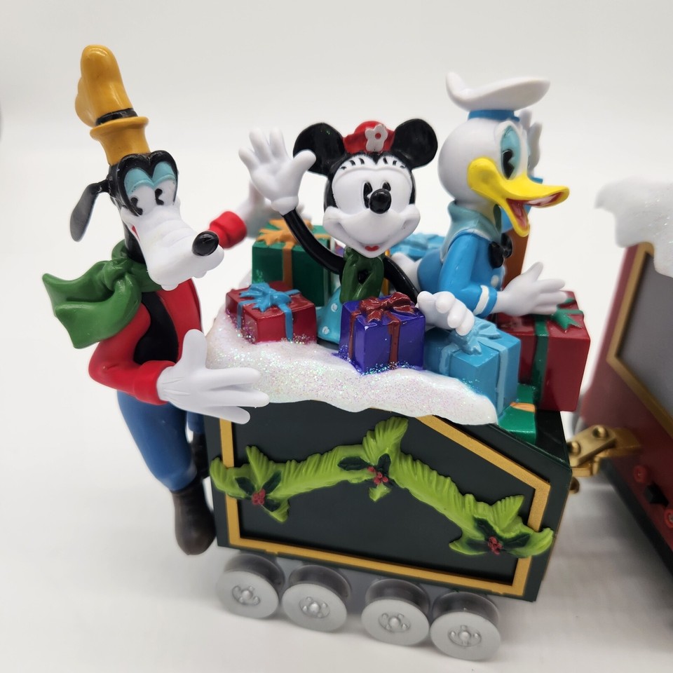 AVON 2015 DISNEY HOLIDAY TRAIN SET WITH ROAD MICKEY MOUSE AND HIS ...