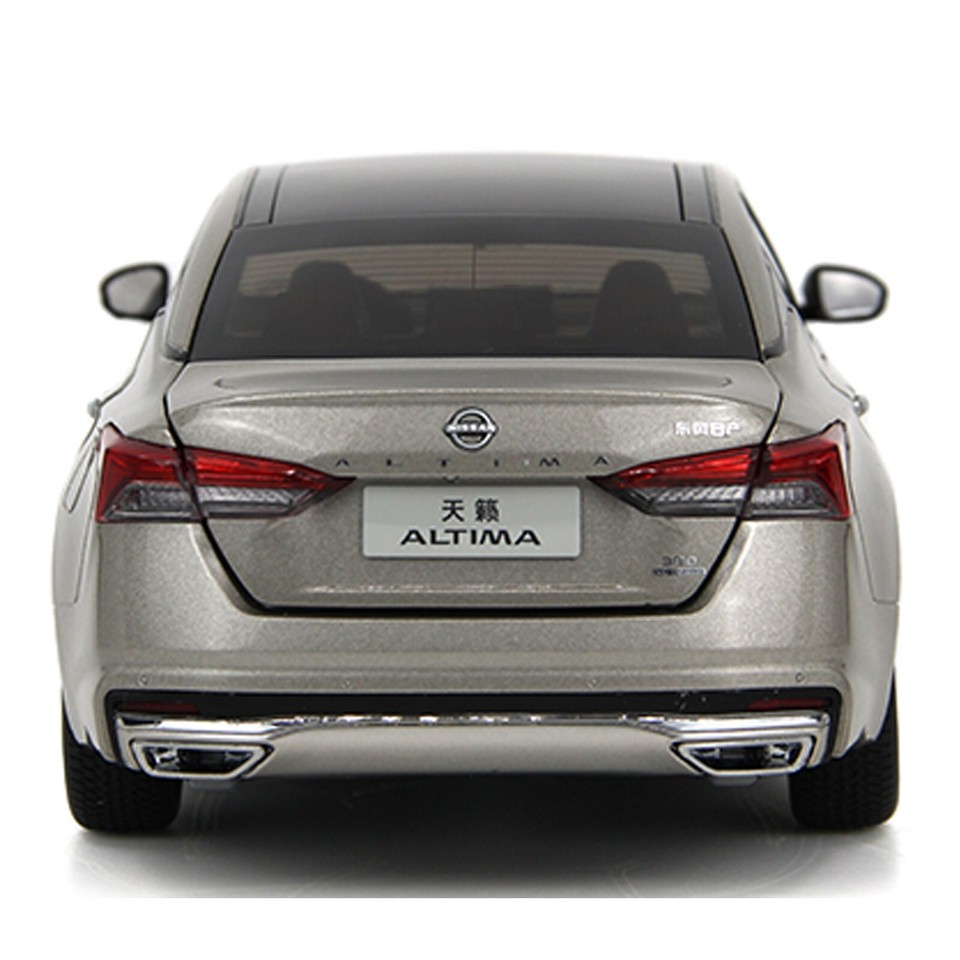 1:18 Scale Paudi Nissan Altima Teana 2022 Silver Diecast Model ...
