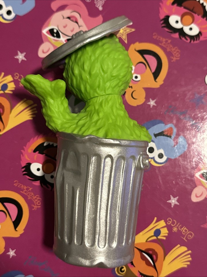 Sea World Sesame Street Place Oscar The Grouch PVC Figure Doll 7” | eBay