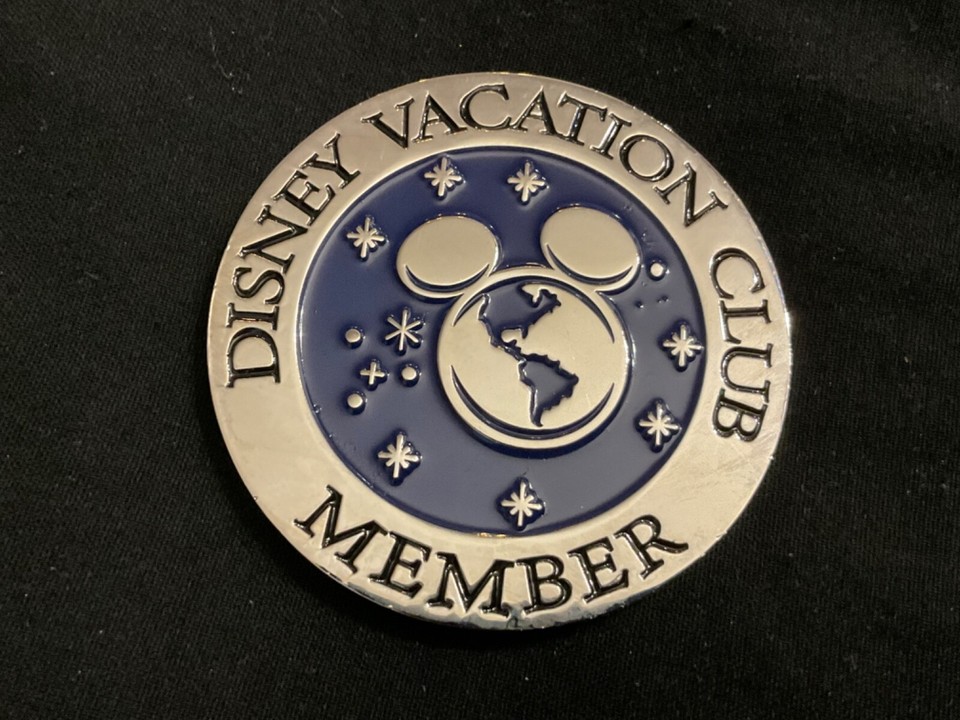 WALT DISNEY WORLD VACATION CLUB MEMBER CHALLENGE COIN | eBay