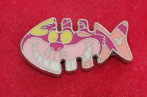 Disney Trading Pin, Cat fishbones, Cheshire Cat, Hidden Mickey, 2018 a ...