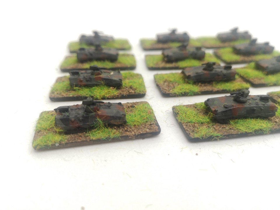 Post Ww2 Modern Tanks 6mm Painted X12 Metal APC ? Armoured Personnel ...