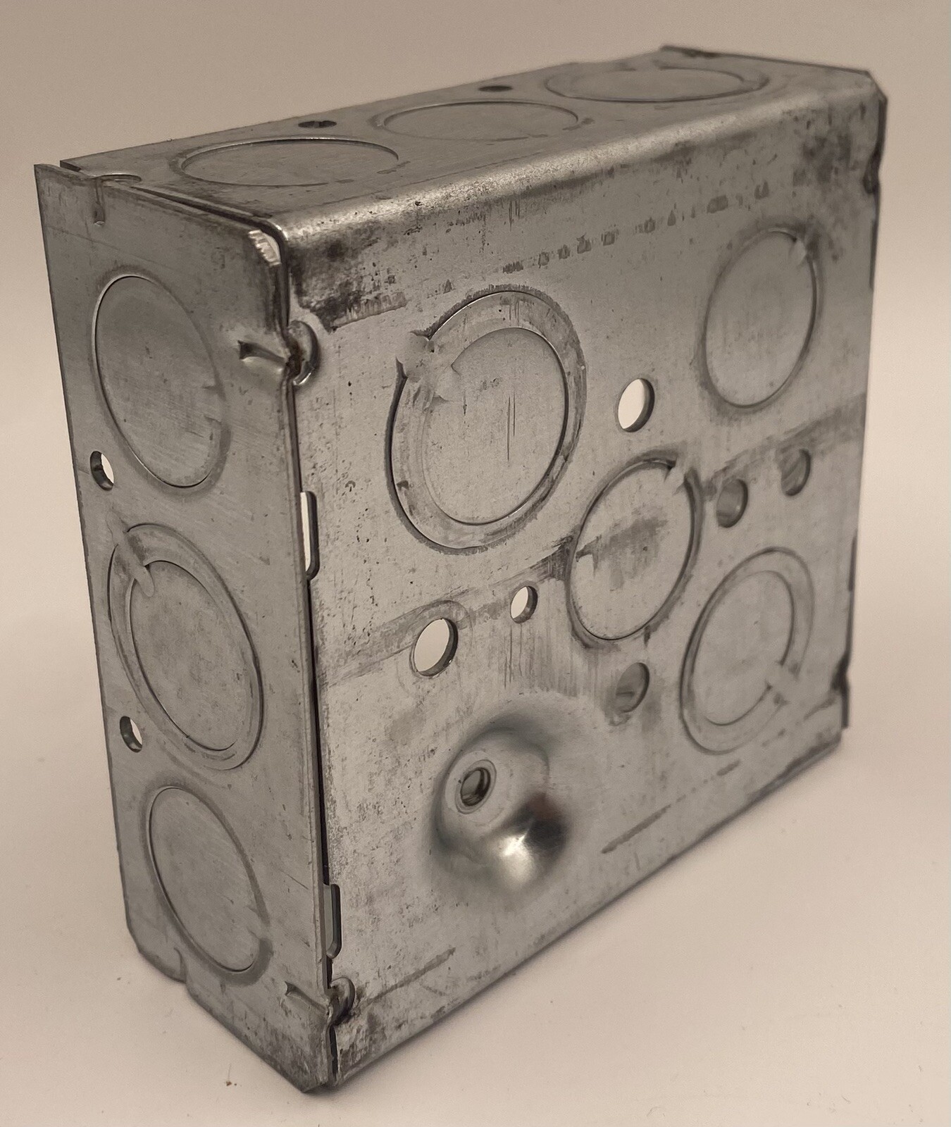 HUBBELL-RACO 4" Square Box, Welded, Metallic, 1-1/2" Deep - 50 Pieces ...