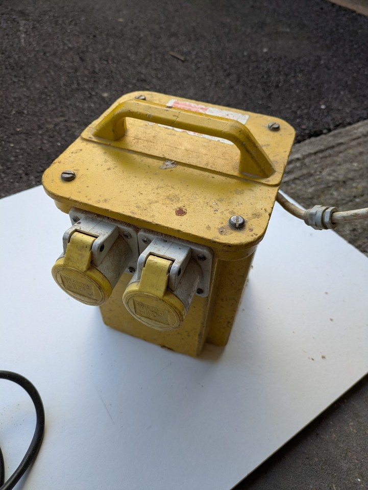 Elu MOF 177E Type 4 Professional 1/2” Router 110V | eBay UK