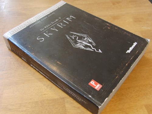 Elder Scrolls V Skyrim Revised & Expanded Game Guide Prima Official no ...
