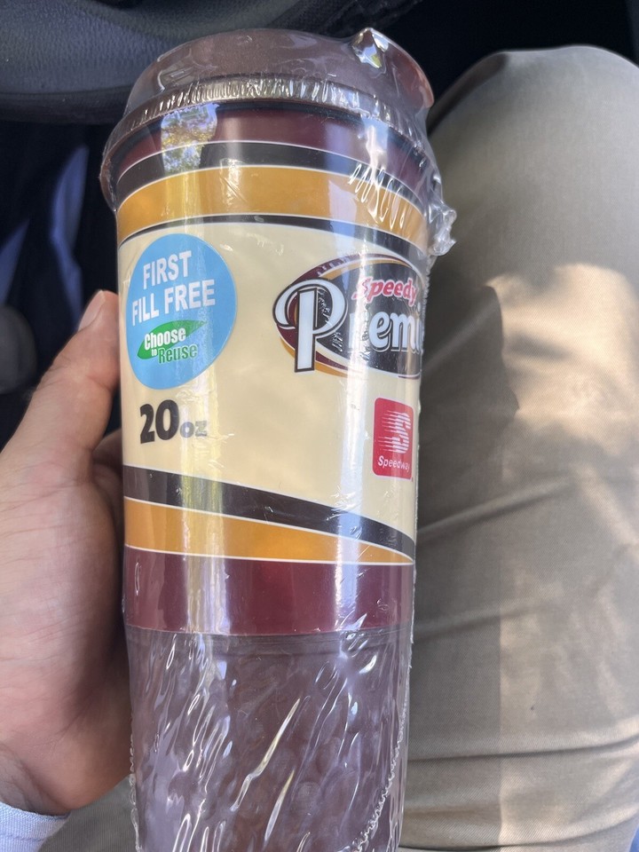 Vintage Speedy Premium 20 oz Coffee Mug Whirley Speedway Brown Tan New ...