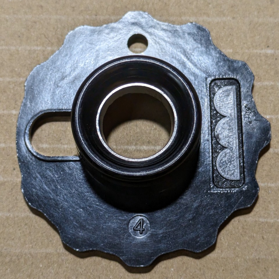 Vintage SINGER TOP HAT B Cams, Fashion Decorative Stitch Discs, Zig-Zag ...