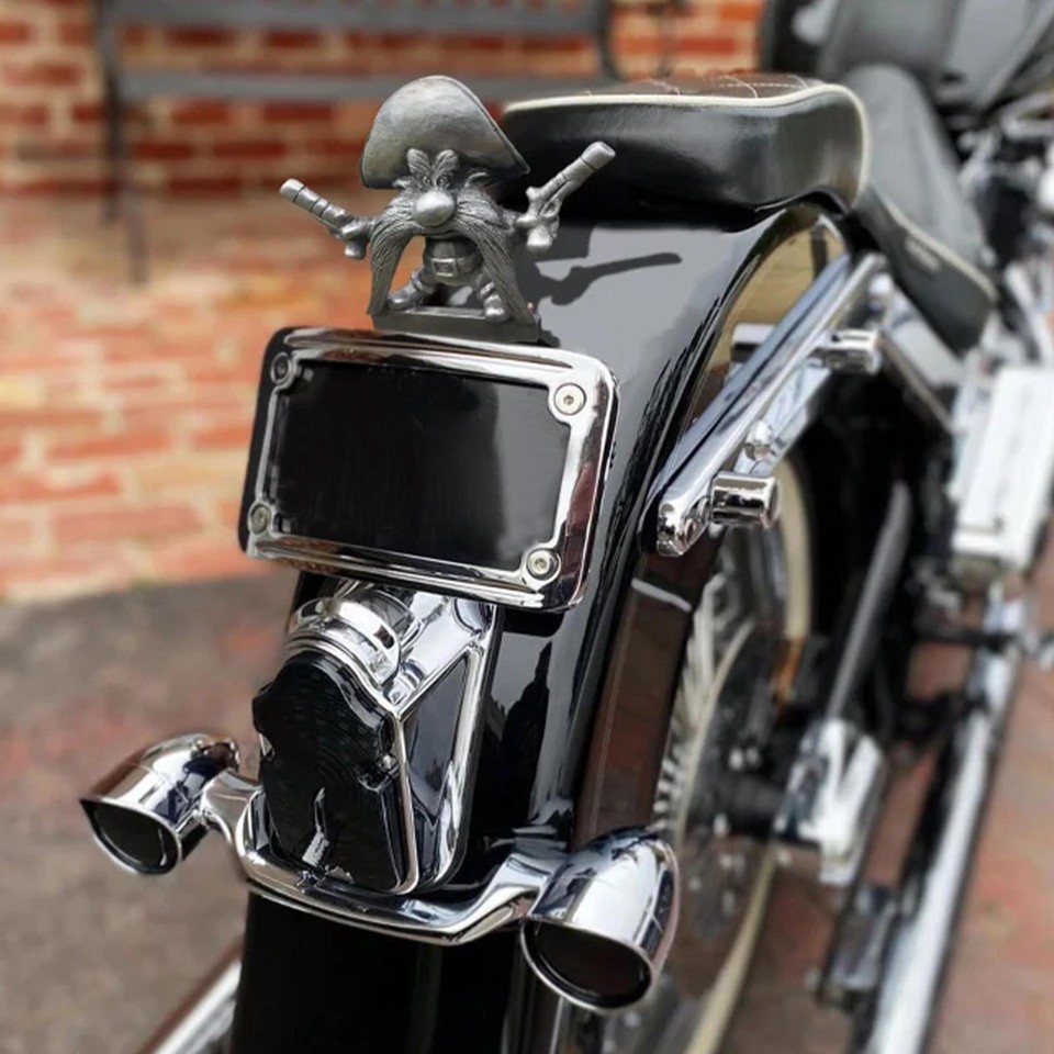 Cartoon Coyote Gunner Car Hood Ornament - Resin Imitation Metal ...