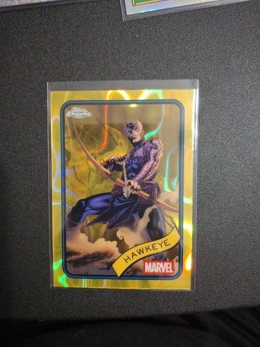 2025 Topps Chrome Marvel Hawkeye Yellow Lava Refractor Blaster ...