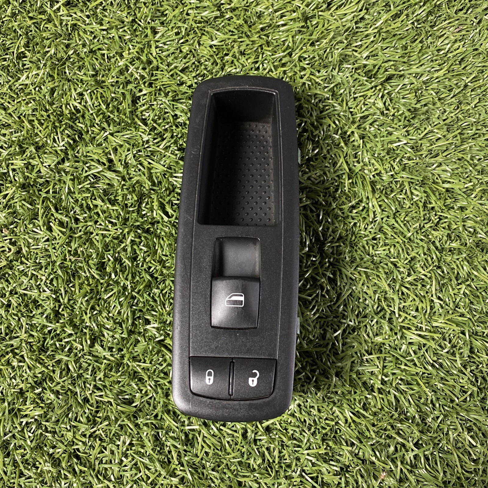 15 16 17 18 19 JEEP CHEROKEE PASSENGER FRONT POWER WINDOW SWITCH ...