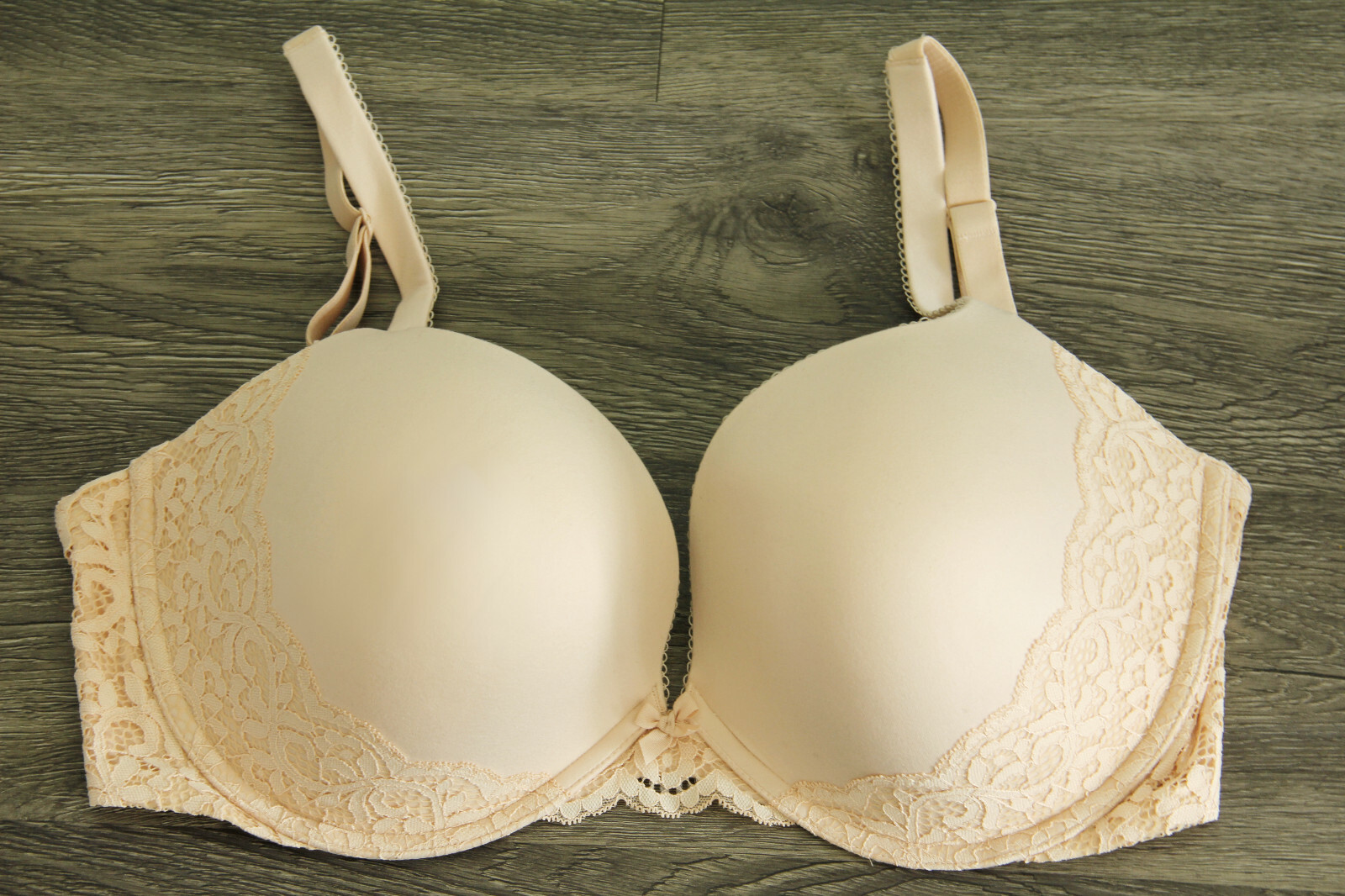 BODY by VICTORIA'S SECRET MEMORY FIT PUSH UP PERFECT SHAPE BRA size 32 ...
