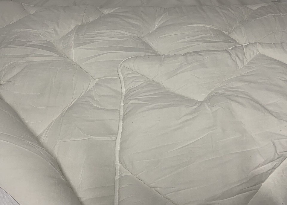 JOB LOT DUVET 10.5 TOG DUVET 1 X DOUBLE TOPPER LUXURY HOTEL COTTON ...