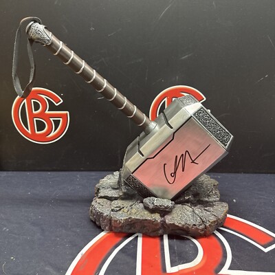 Chris Hemsworth Thor 17" Signed Hammer Love & Thunder Beckett Witness 3 ...