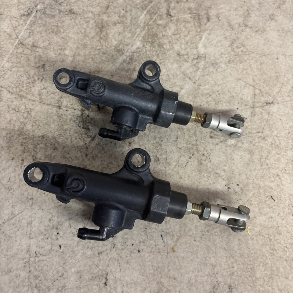 Yamaha R6 YZFR6 2003-2005 OEM Brembo Rear Brake Master Cylinder ...