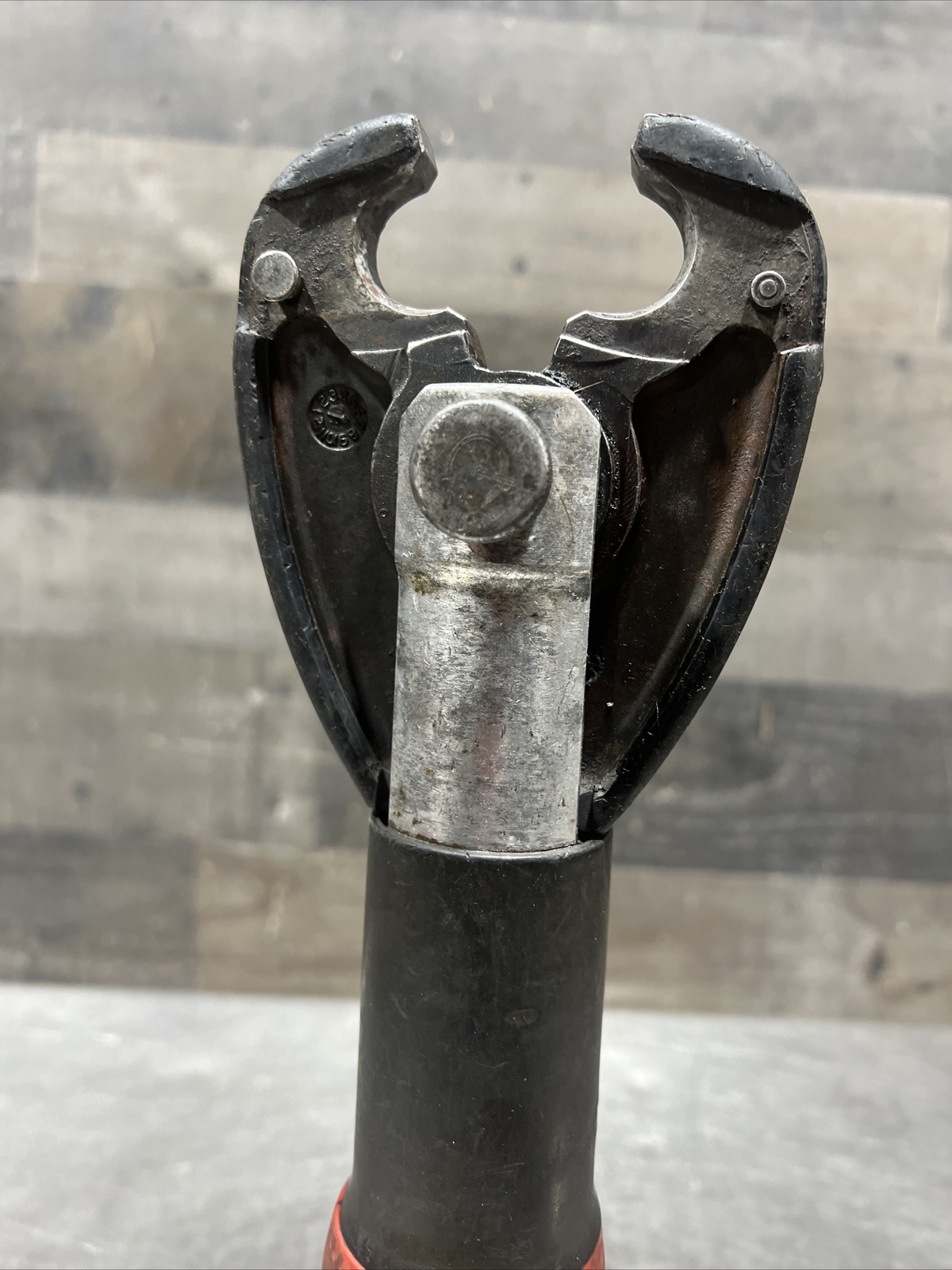 Greenlee/Fairmont Gator EK425 Battery Hydraulic Crimper W Jaws. No ...