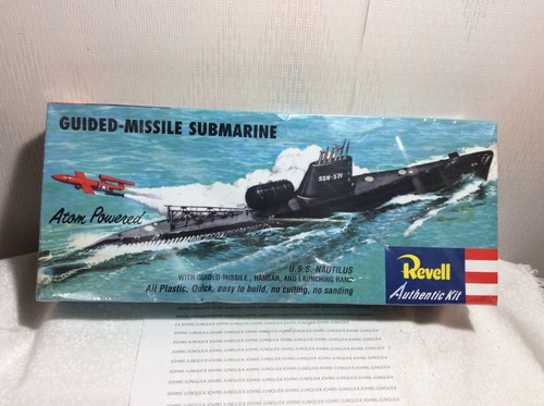 REVELL GUIDED-MISSLE. SUBMARINE MODEL New in sealed box U.S.S. NAUTILUS ...