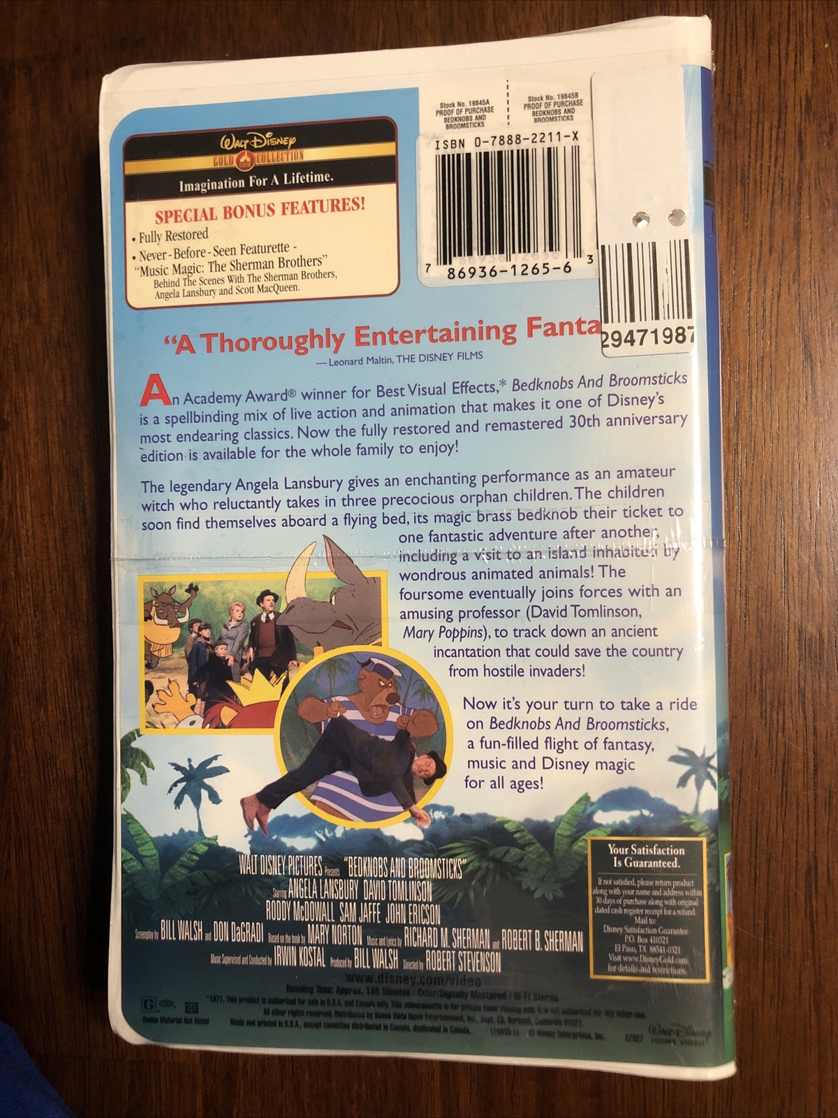 Bedknobs and Broomsticks (VHS, 2001, 30th Anniversary Edition ...