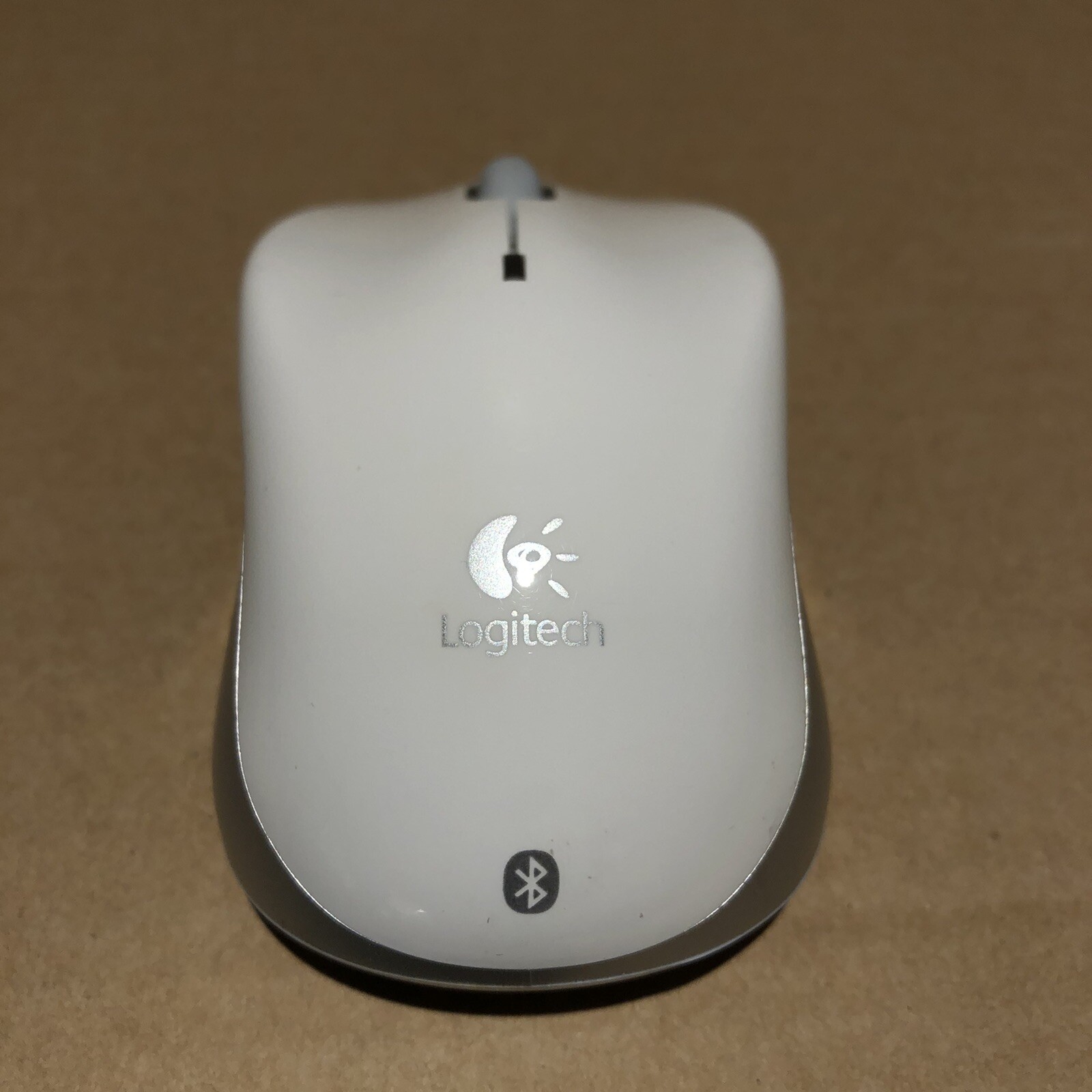 White Logitech M-RCQ142 Wireless Bluetooth Laser Mouse V470 | eBay
