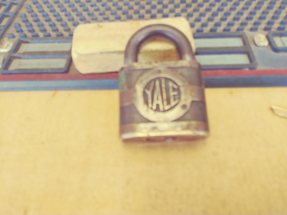 vintage/antique yale 850 padlock w/keys 18975 pre 29 | eBay