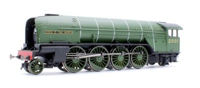 HORNBY OO GAUGE LNER GREEN 2-8-2 CLASS P2 COCK O THE NORTH STEAM LOCO ...