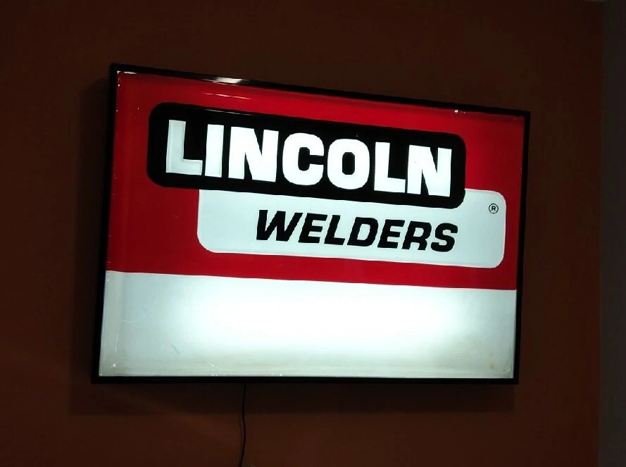 Lincoln Welders Logo